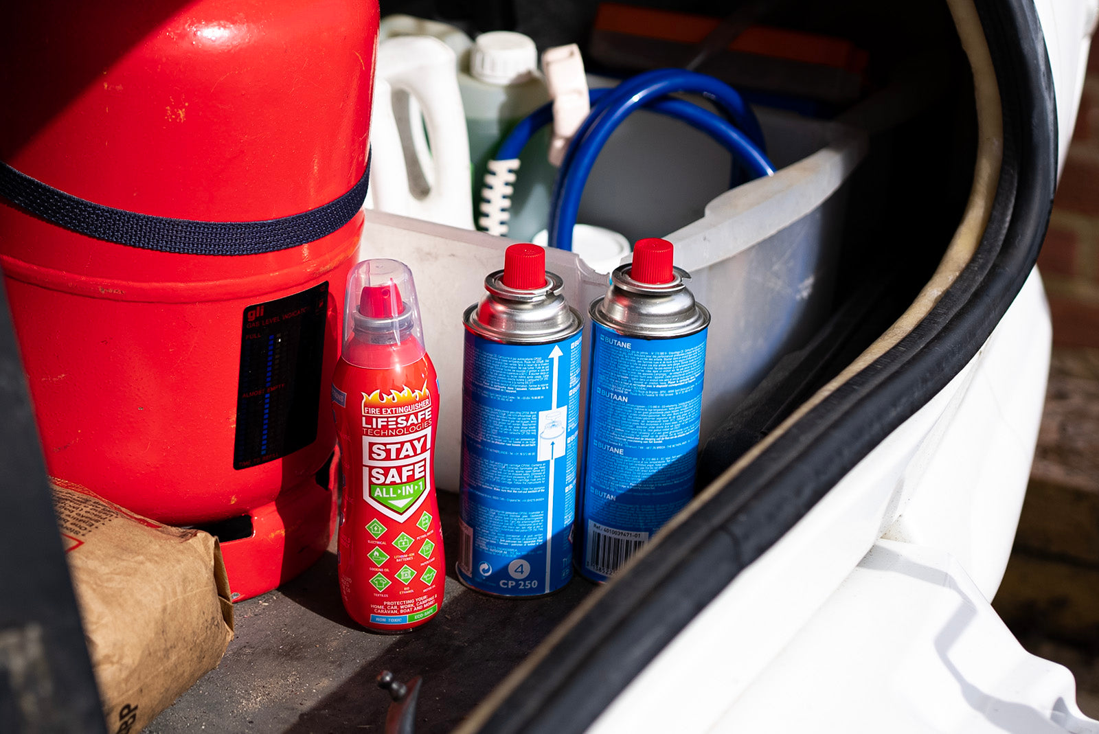 LifeSafe Technologies - The Stay Safe All-in-1 Fire Extinguisher