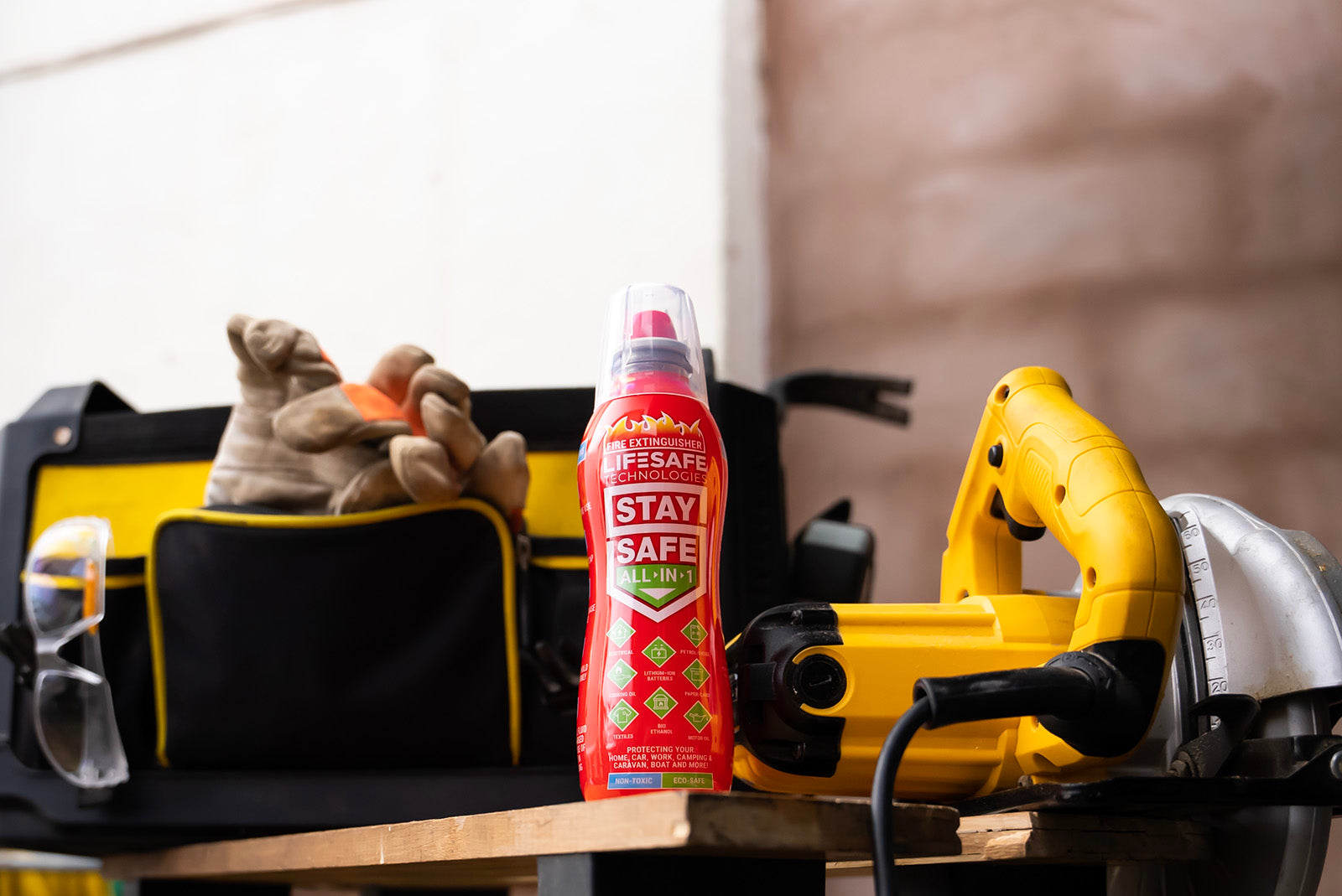 LifeSafe Technologies - The Stay Safe All-in-1 Fire Extinguisher